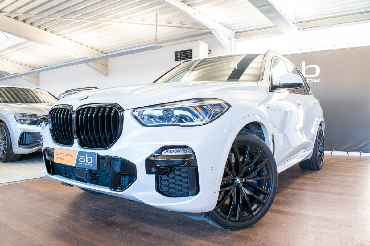BMW X5 XDRIVE45E *M-SPORT*, LUCHTVER, NAVI, APPLE/ANDROID, HARMAN ...