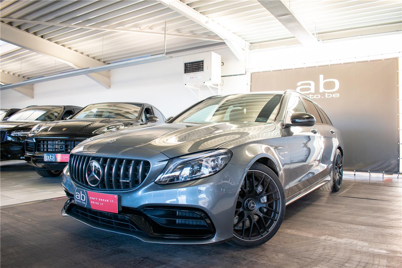 Mercedes-Benz C63 AMG T KOMBI AMG V8,PANO,NIGHT PAKKET,DISTRONIC PLUS