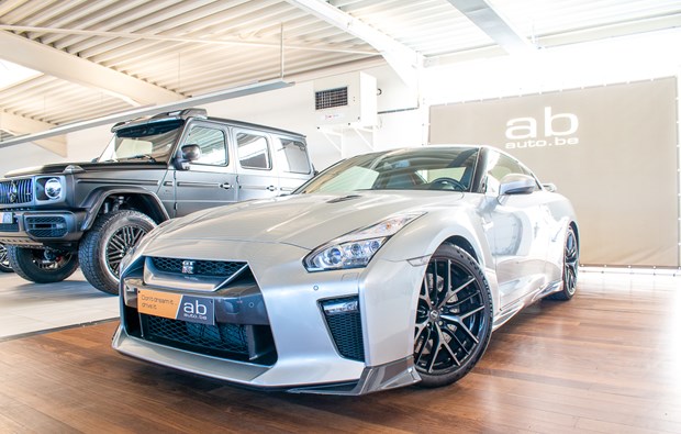 Nissan GT-R R35 *BLACK-EDITION*, KEY-LESS, NAVI, BT, XENON, CAMERA, DAB ...